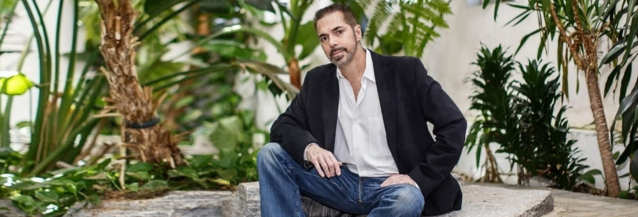 Biography - Robert Lanza, MD